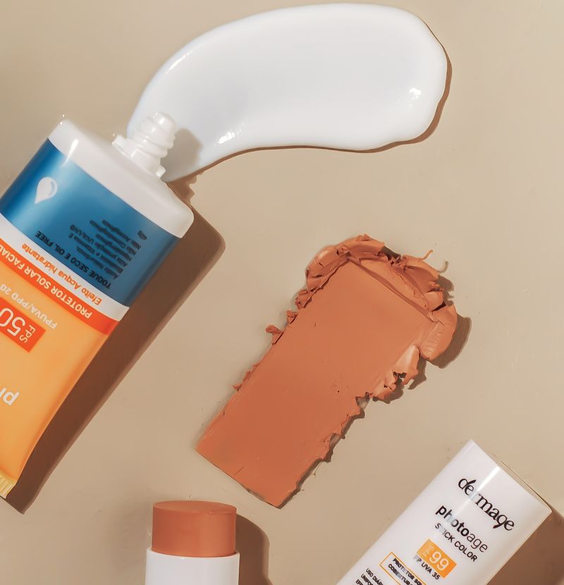 Photoage Stick Color - Protector solar en barra | Dermage